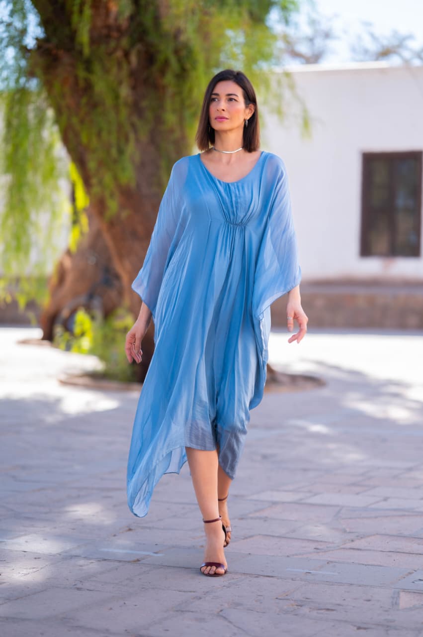 Vestido Patrizia | Elegância Italiana em Seda e Viscose – Sofisticação ...